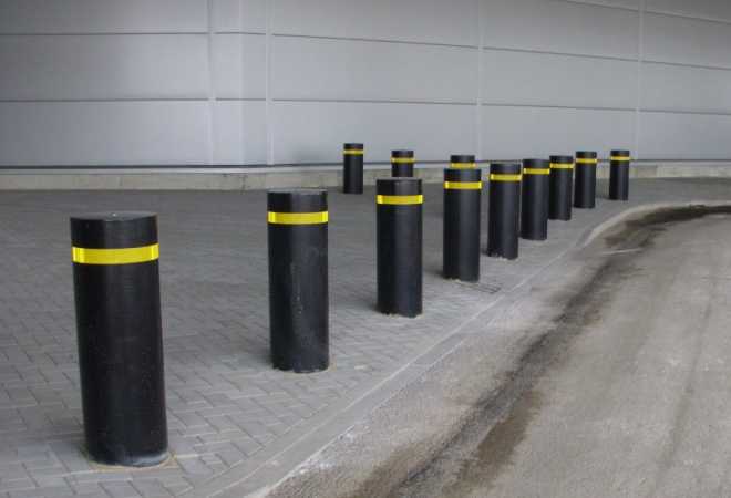Blueton Limited - The name in street & site furniture - Ref 254 PAS 68 ...