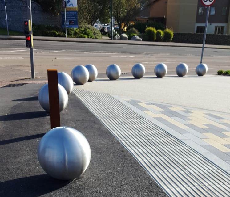 Blueton Limited - The new name in street furniture - Ref 262 Spherical ...