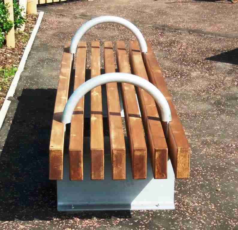 Blueton Limited - The new name in street furniture - Ref 086.01mst Mild ...