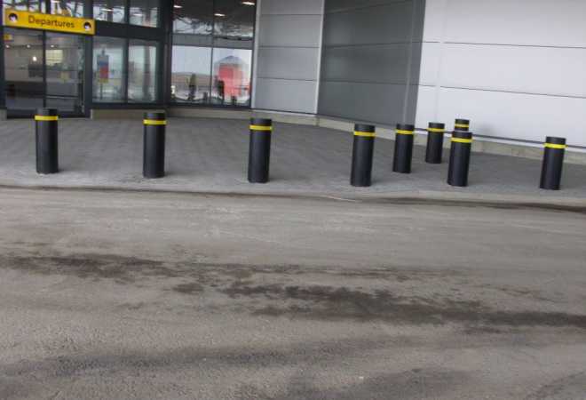 Blueton Limited - The name in street & site furniture - Ref 254 PAS 68 ...