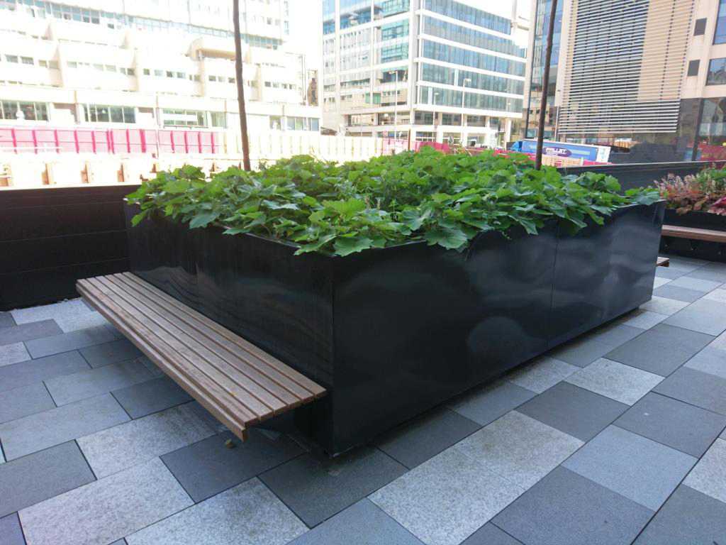 Blueton Street Furniture - Planters with seating